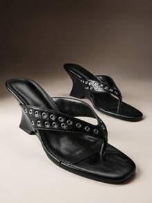 Hauture Women's Elegant Minimalist Rivets Decor Thong Strap Wadge ...