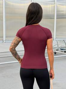 SAYEHFBABY Minimalist Solid Color Short Sleeve Fitted Sports T-Shirt ...