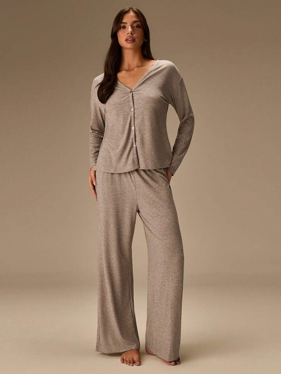 Athîral Minimalist Soft Comfort Women Homewear Lounge Set, Collarless ...