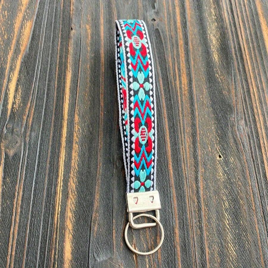 Western Style Keychain - Vintage And Atmospheric Wrist Strap Key Wrist ...