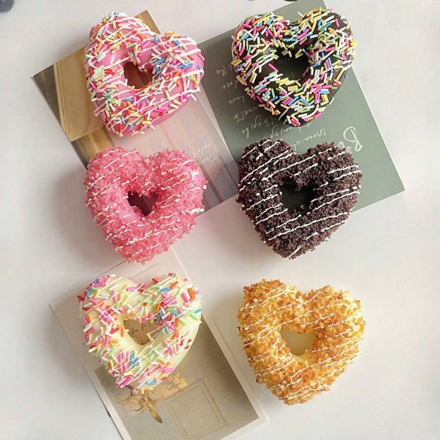 Cute Donut Shaped Resin Fridge Magnets, Home Decor Refrigerator Magnets ...