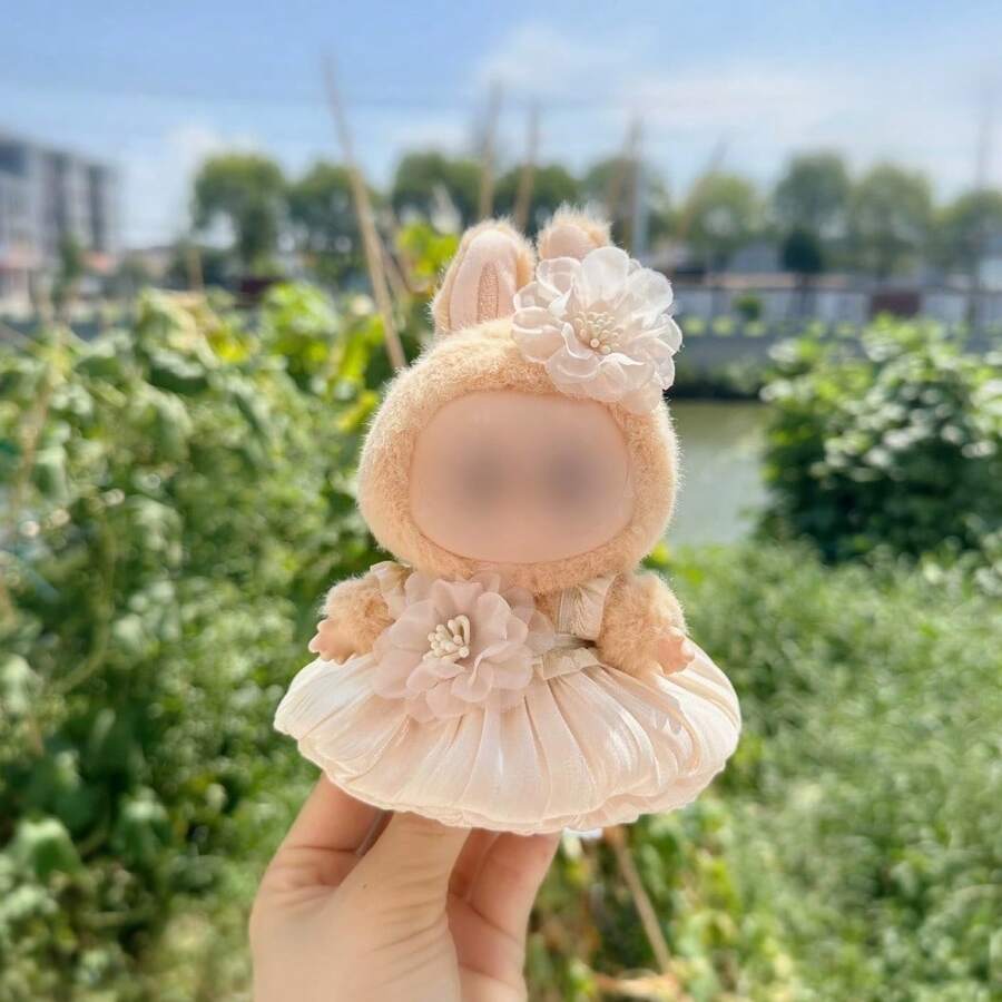 LABUBU Caixa Surpresa Sentada Puff Labubu Conjunto de Saia Floral ...