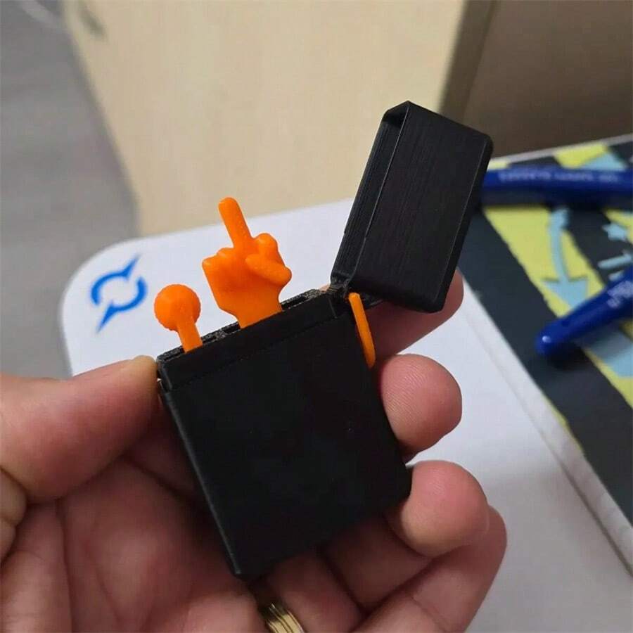 3D Printed Middle Finger Lighter, Quit Smoking Gadget, Creative Gag ...