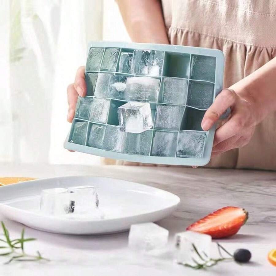 Silicone Square 24 Compartments Ice Cubes Ice Cube Grinder DIY Ice Cube ...