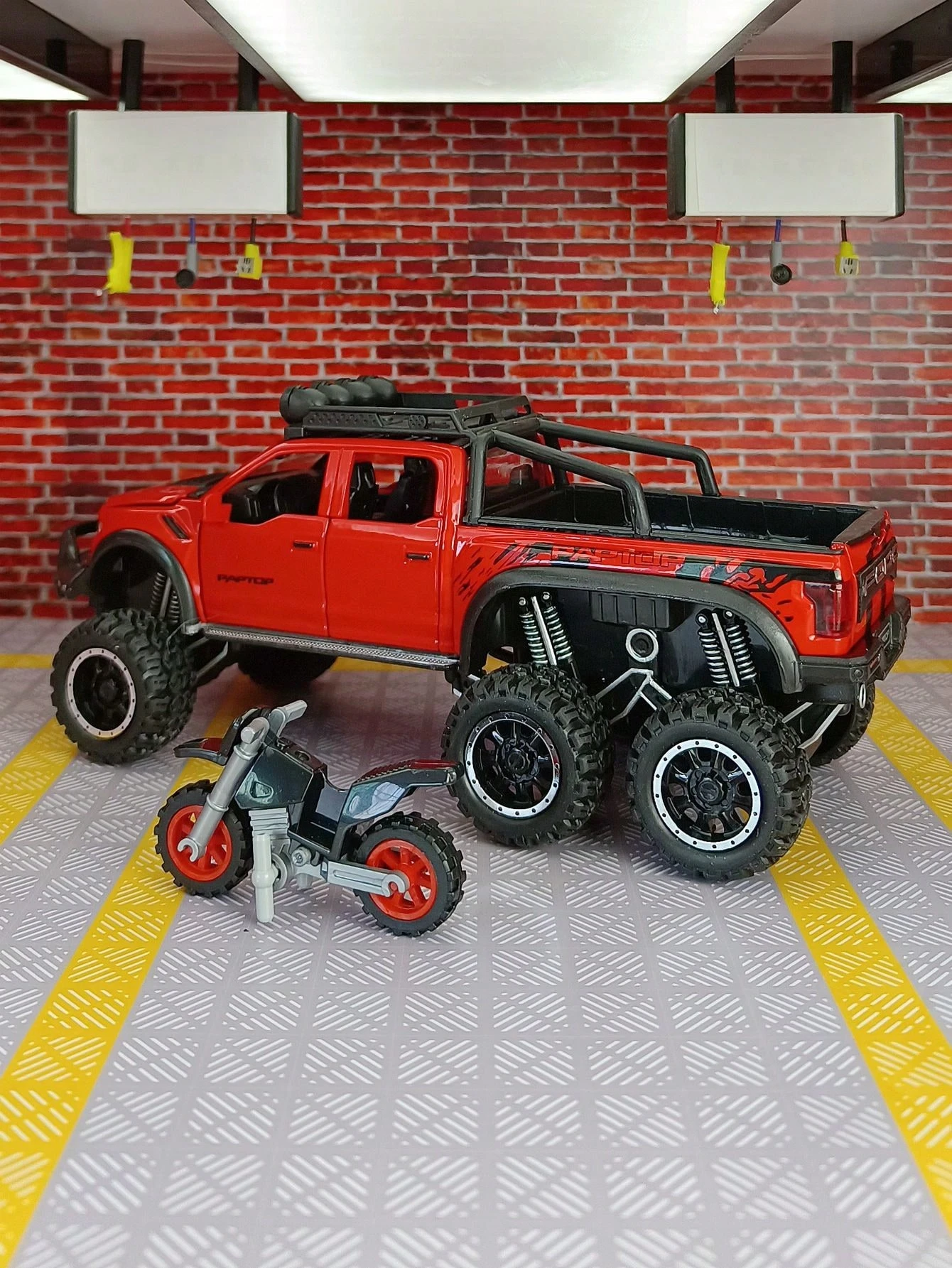 YCMODEL Modello di auto in lega simulata di un veicolo fuoristrada ad ...