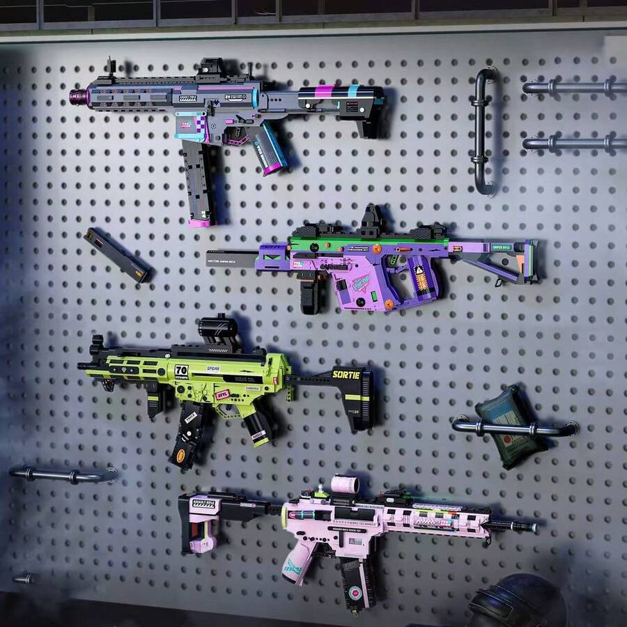 More Than 1000 Pieces Of M4A1, MP5, KSV Gun Building Blocks. The ...