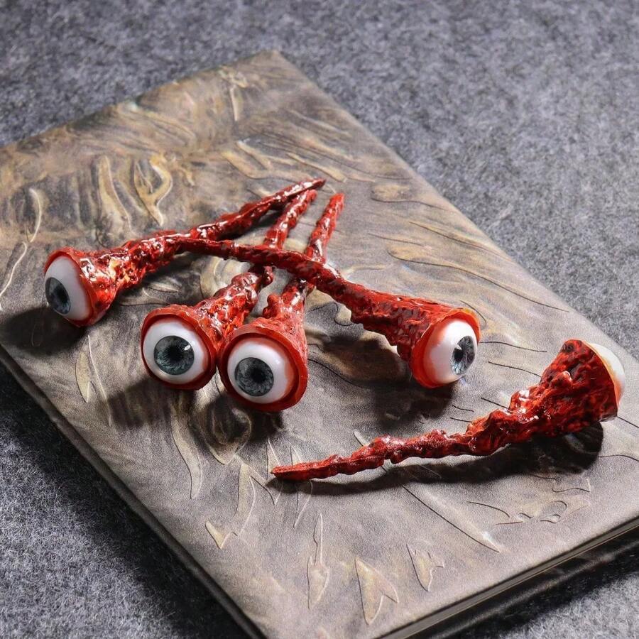 1pc Halloween Ripped Out Eyeball Horror Prop Realistic Life Bloody ...