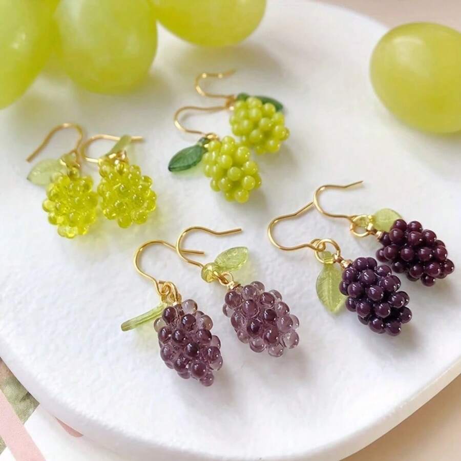 2 Pcs Fresh Summer Cute Resin Green And Purple Grape Fruit Drop Clip ...