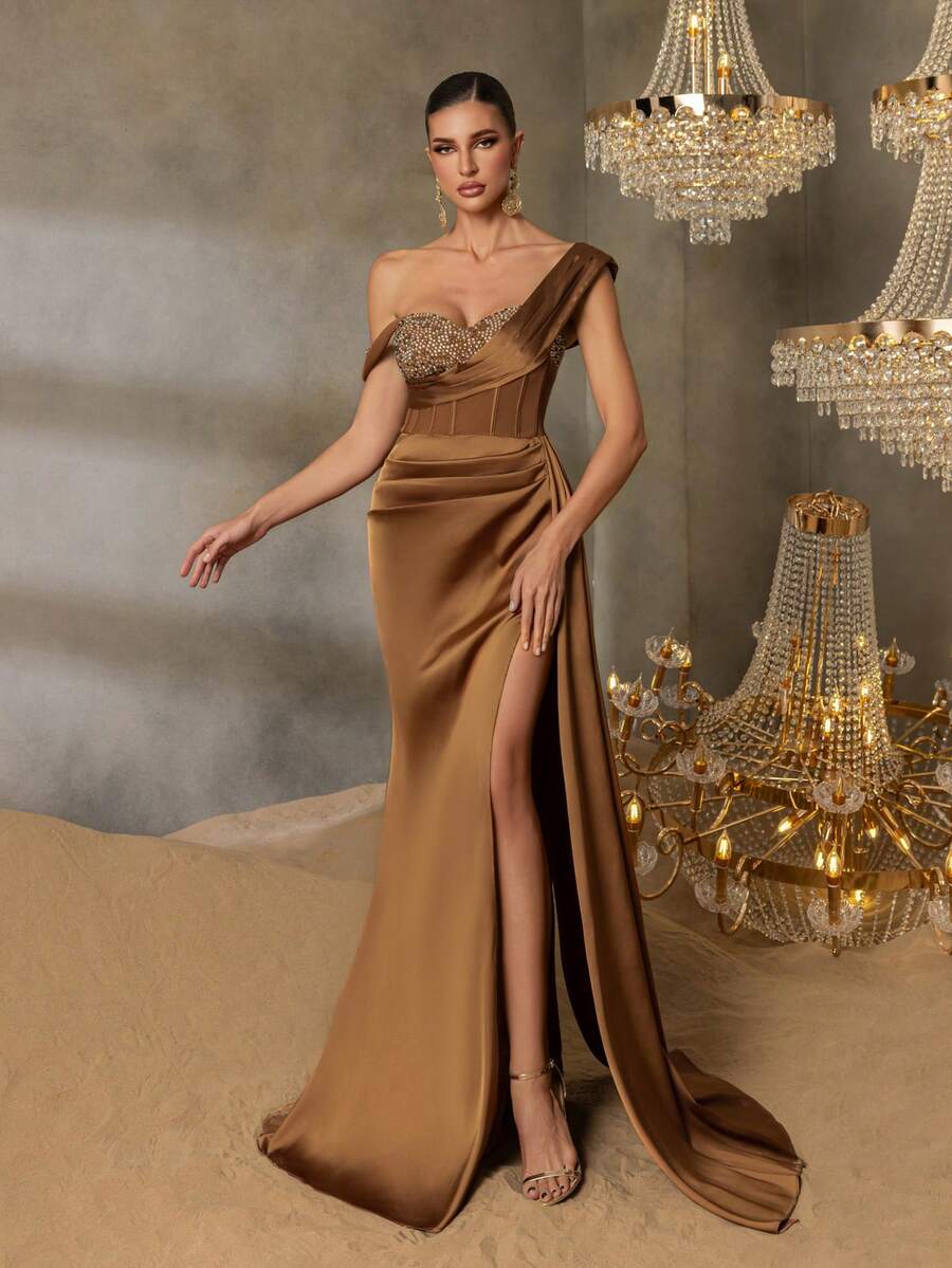 Faeriesty Style Elegant One-Shoulder Formal Gown With Thigh-High Slit ...