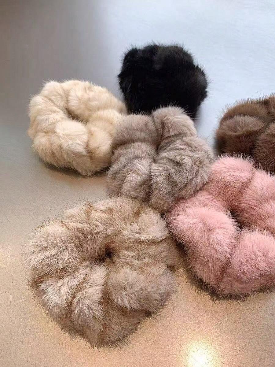 1pc 2025 New Autumn/Winter Fluffy Pig Tail Scrunchie Hair Tie, Fuzzy ...