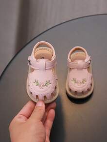 Toddler Girls' Floral Hollow Out Squeaky Sandals, Cute Soft Bottom ...
