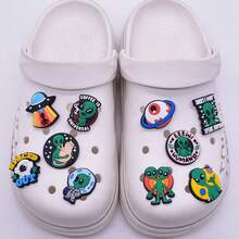 10/18 Pieces Of PVC Material Shoe Decoration, Green Aliens, Space ...