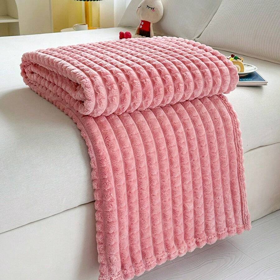 1pc Plain Cutout Fleece Blanket, Minimalist Polyester Faux Rabbit Fur ...