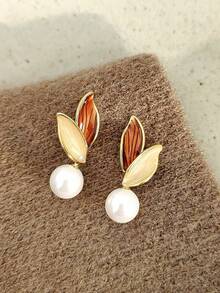 1 Pair Niche Fashion Vintage Maillard Color Alloy Drop Oil Leaf Stud ...