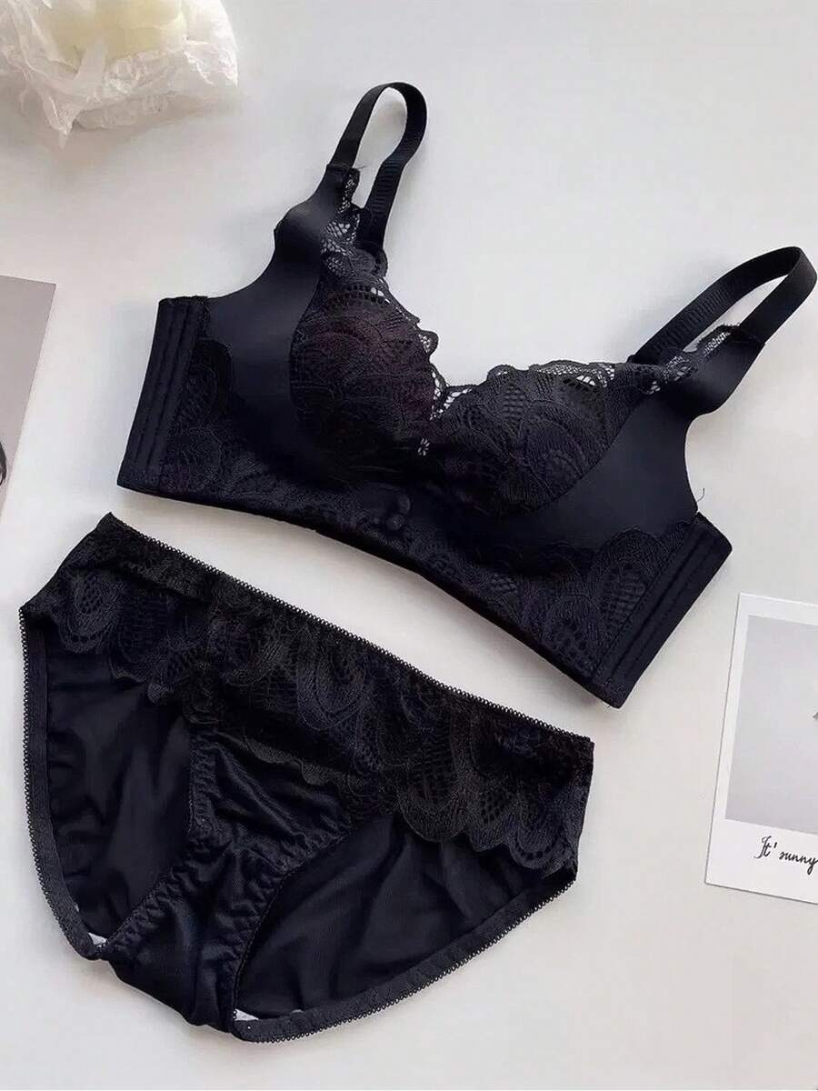 Wireless Bra And Panty Set, Cute, High-Cut Bra, Wireless Underwear For ...