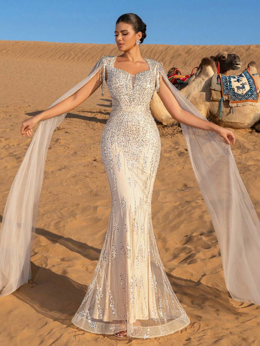 Vestido de gala de lujo de sirena con cuentas de color marfil - Hombros ...