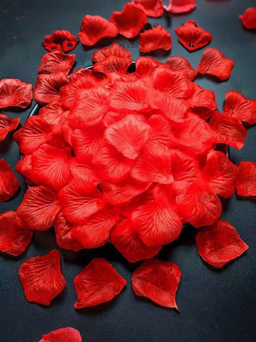 500pcs Artificial Red Rose Petals - With Realistic Texture Details, Can ...