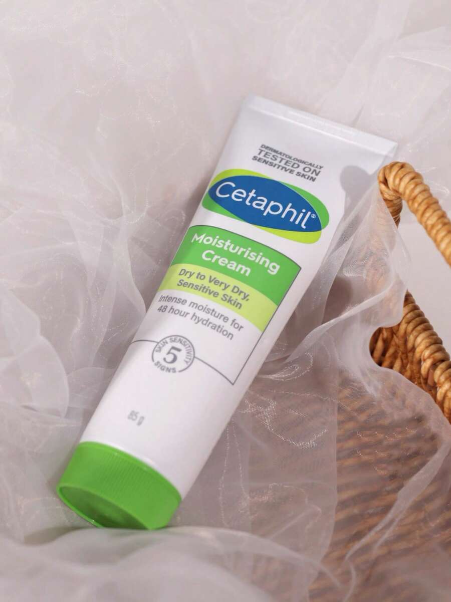 Cetaphil Fragrance-Free Moisturizing Cream 85g - Gentle Long-Lasting ...