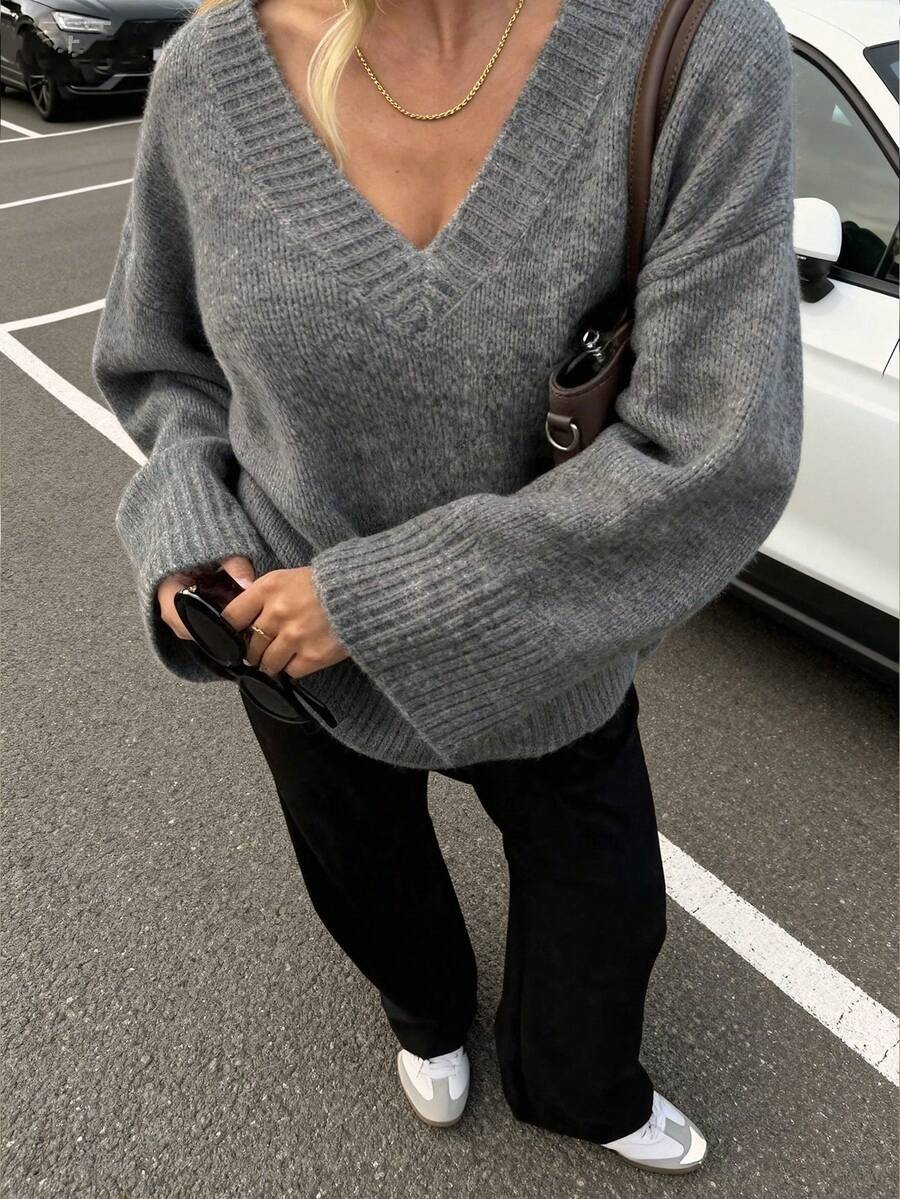 FOR BEAUTY Women's V-Neck Gray Long Sleeve Knit Sweater, Fashionable ...