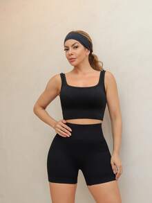 Plain Ribbed Gym Shorts In Polyamide Fabric (Model Has Size) | Moda de ...