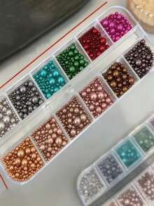12 Gitter zufällige Farbe Maillard Flachperlen Nail Art Charms, 1 Box ...