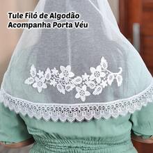 Medium Guipure Lace Veil With Floral Applique, Round Pointed Edge ...