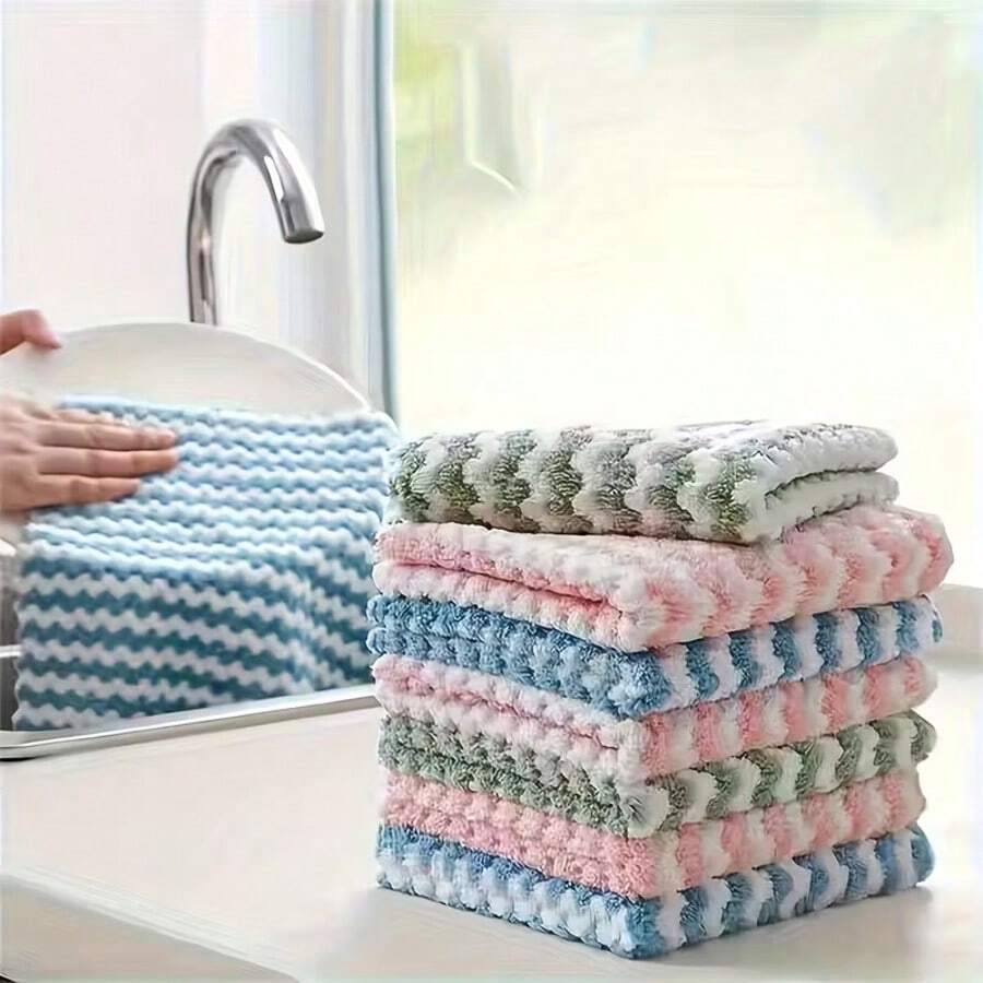 Super Absorbent Microfiber Cleaning Cloth - Oil And Dirt Resistant ...