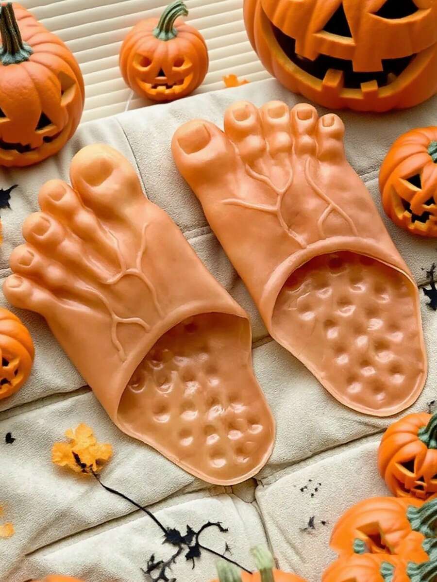Barefoot Immortal Slippers, Giant Toe Slippers, DIY, COSPLAY Festival ...