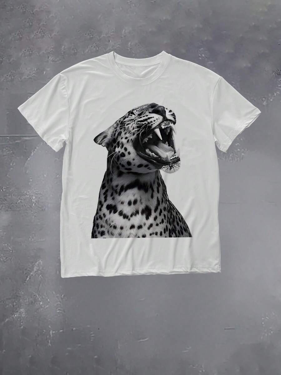 Realistic Style Short-Sleeve Drop-Shoulder T-Shirt With A Leopard Print ...