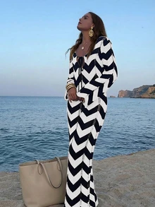 Damen Mode elegantes, simples, reifes Strick-Strandkleid für den Urlaub ...