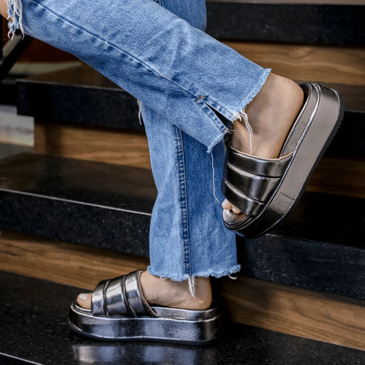 Alice Metallic Graphite Flatform Clog | SHEIN USA