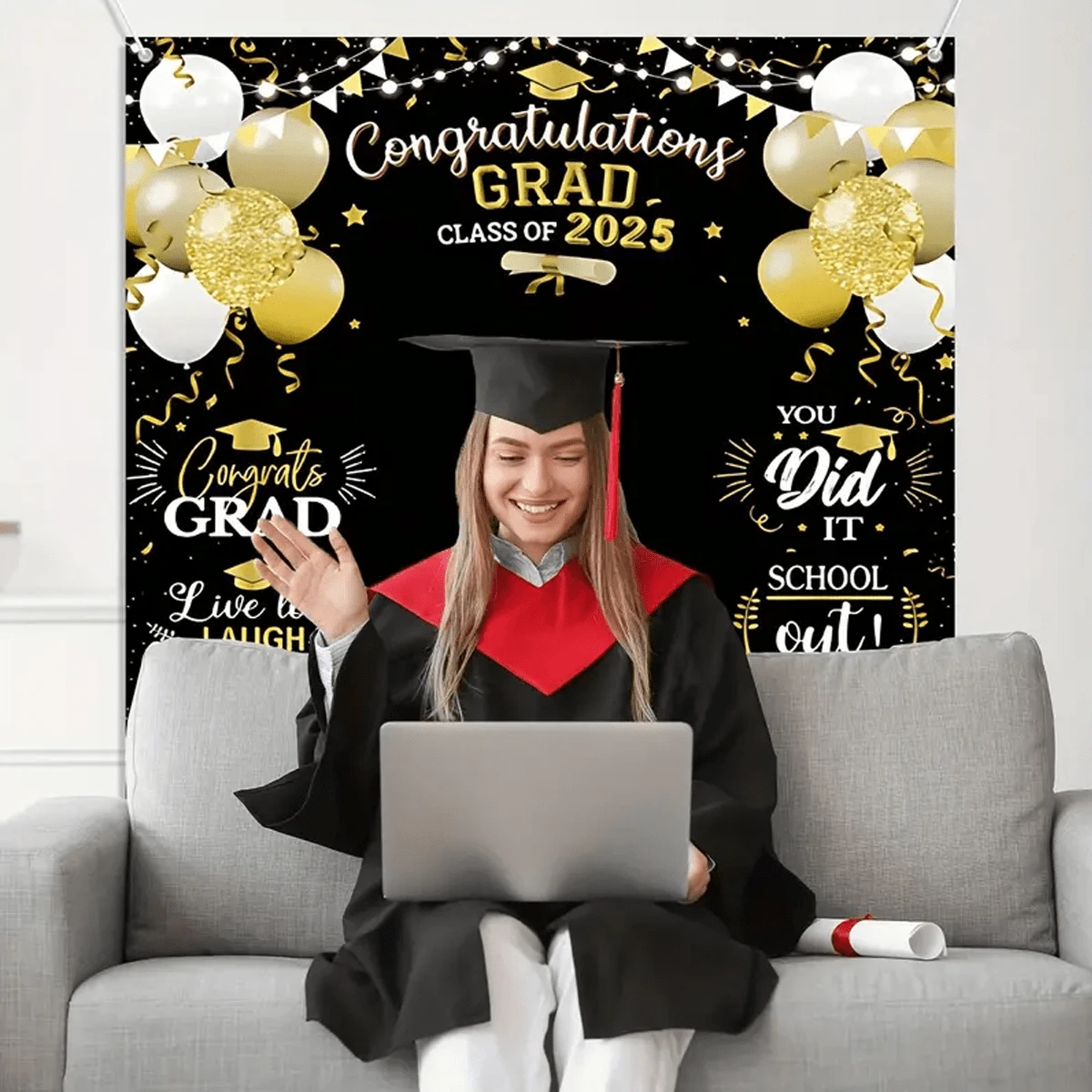TKLK 大尺寸 2025 年毕业祝贺毕业摄影背景 2025 届毕业照道具舞会展位毕业背景横幅，附有毕业派对装饰毕业礼物用品的祝贺标志 ...