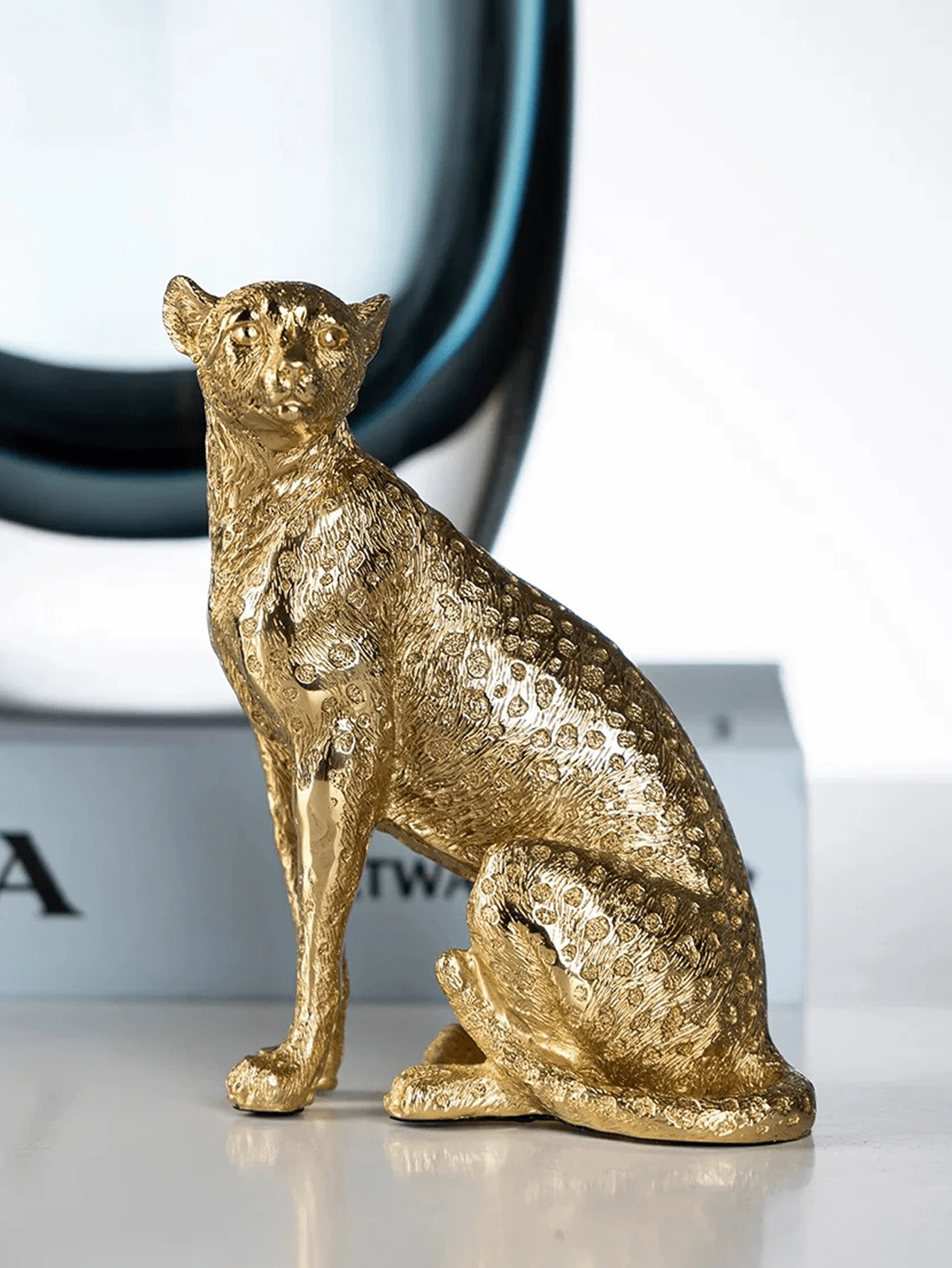 1pc Cheetah Statue Golden Leopard Sculpture Home Decor Resin Handmade ...