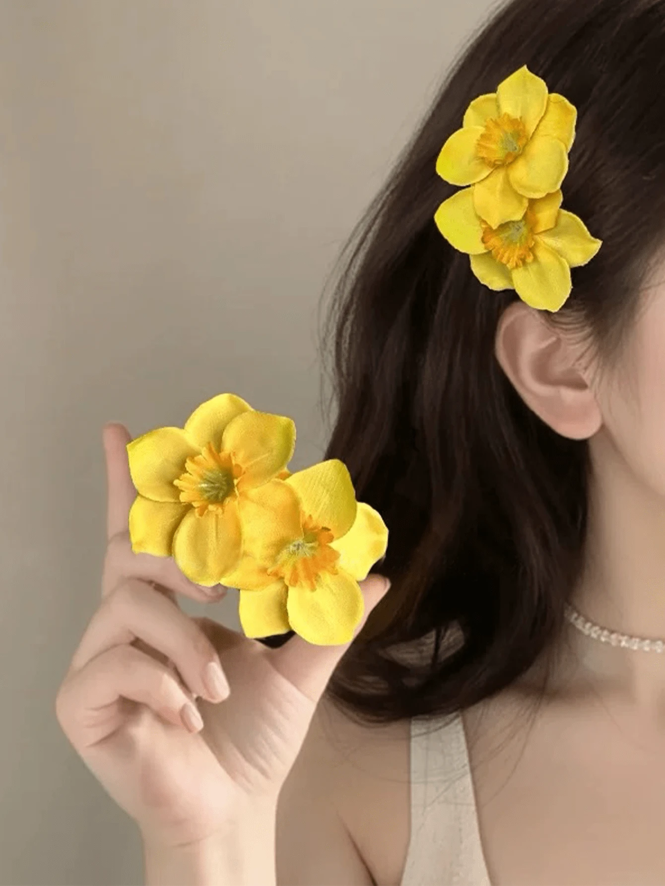 1/2pcs Yellow Flower Hair Clip, Sweet Personalized Girl's Bangs And ...