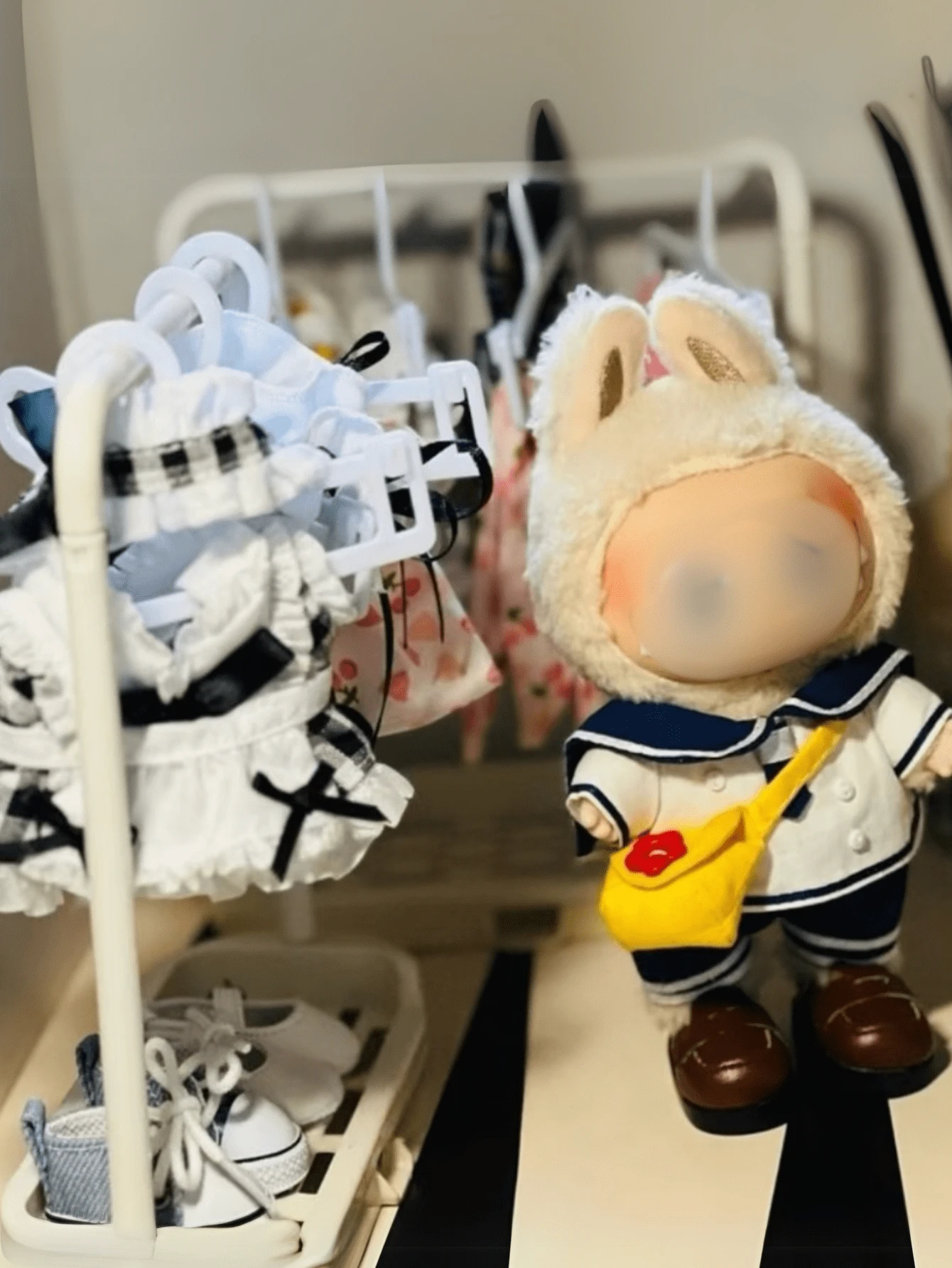 1 Set Cloth Organizer For Labubu, 1 Rack + 10 Pcs Clothes Hanger ...