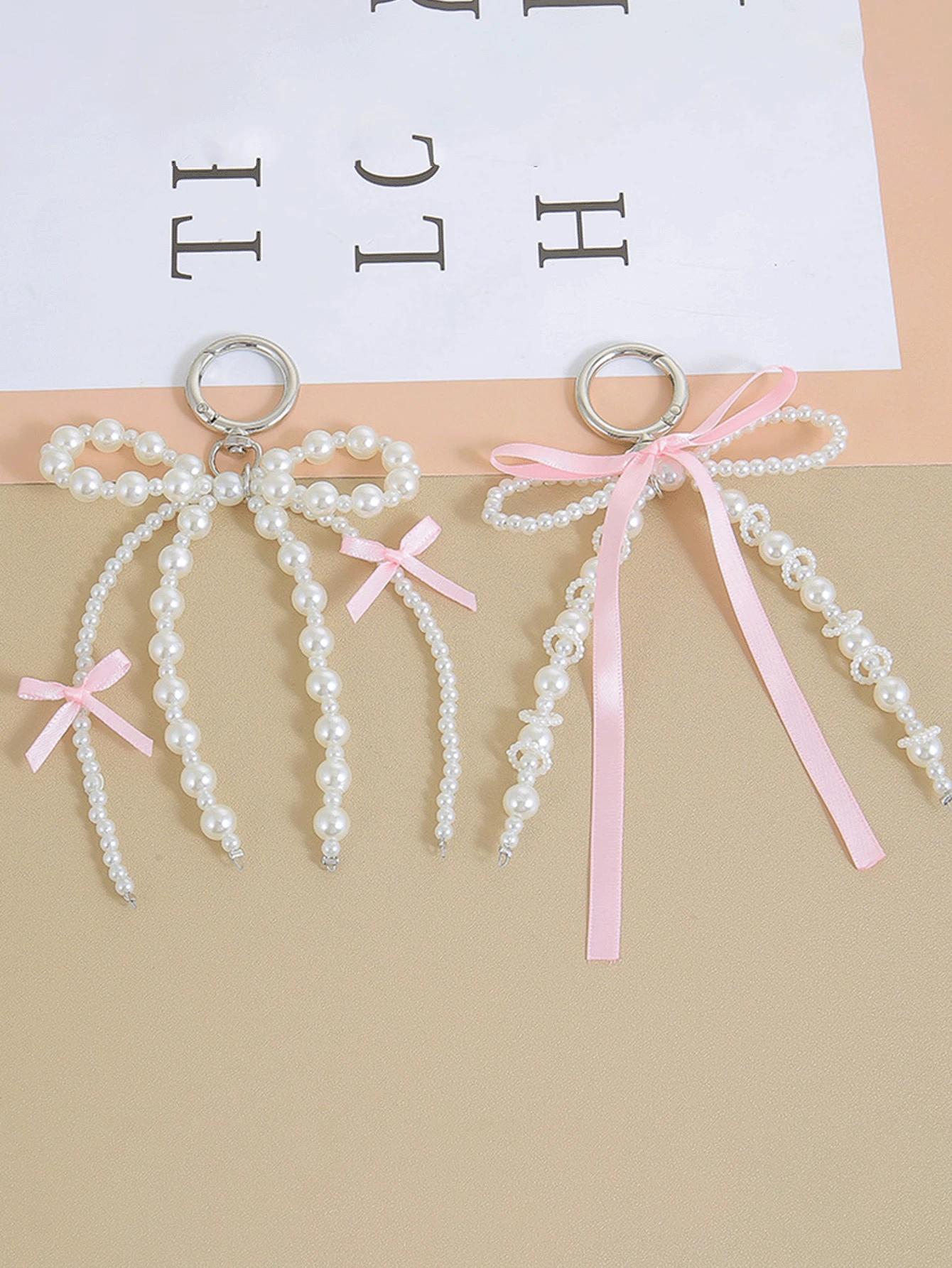 1pc Pearl Bow Keychain, Handmade Faux Pearl Fabric Bow Keychain, Cute ...