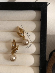 1 Pair Niche Fashion Vintage Maillard Color Alloy Drop Oil Leaf Stud ...